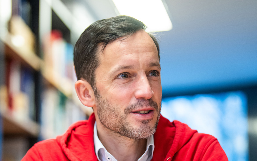 Decathlon kickt in der Caritas Käfig League 2024 – mnews – medianet.at