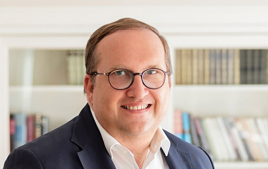 Neugründungen: Christoph Urbanek startet mit Urbanek Law und Urbanek ...