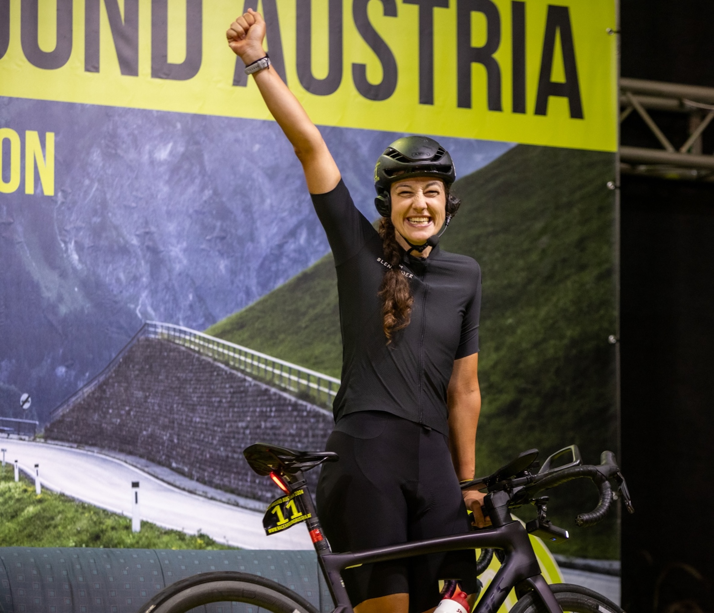 Wiesbauer sponsert die Ultra-Radrennfahrerin Elena Roch – mnews ...